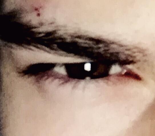Eyebrows tilt | Looksmax.org - Men's Self-Improvement & Aesthetics
