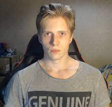 Mog Battle: Anstrum95 vs Soycel model (Daniel Lonnstrom) | Looksmax.org ...