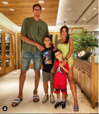 the ideal height range is between 6ft2 and 6ft4 | Looksmax.org - Men's ...