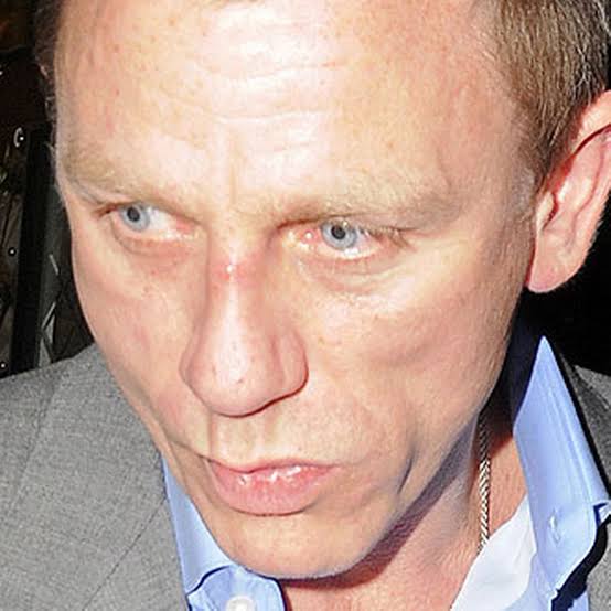 Did Daniel Craig did bright ocular | Looksmax.org - Men's Self ...