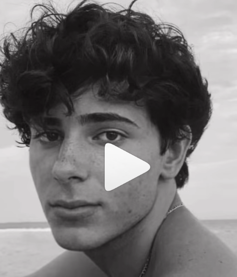 Is this Arab surgerymaxed or is it just puberty and fatloss? Insane ...