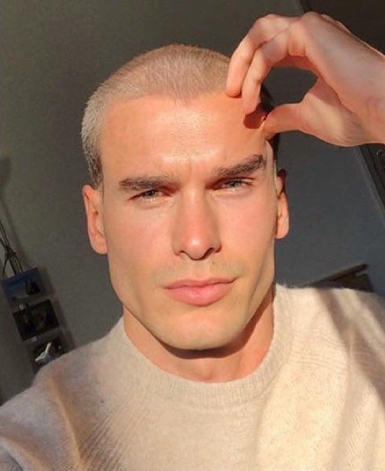 Is averagejoe/Crisick one of the best looking men in the whole world ...