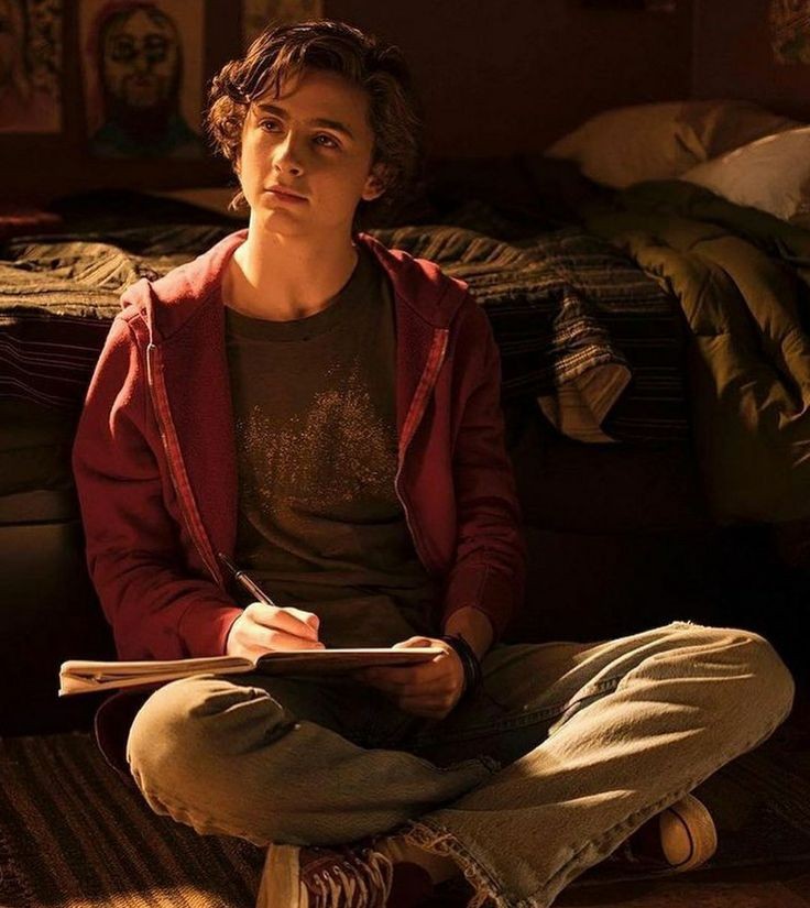 Brutal bloatmaxx timothee chalamet | Looksmax.org - Men's Self ...