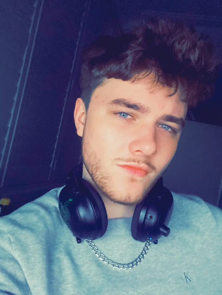(Leaked) Youtuber "Dream" Had A Massive Glow-up [Surgery??] | Looksmax ...