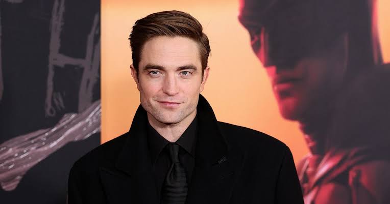 Why does robert Pattinson face look so different now??? | Looksmax.org ...