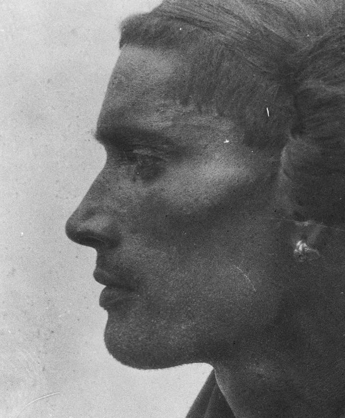 Insane side profile of dravidian bone mogger | Looksmax.org - Men's ...