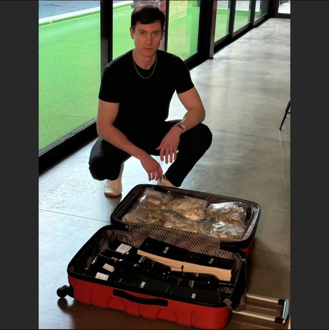 ANTI-AGING: Bryan Johnson is starting to actually look like a teenager ...