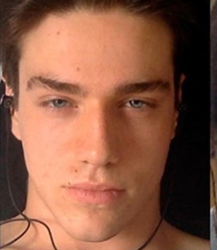 Is achieving a V-shaped jaw and chin possible? | Looksmax - Men's Self ...