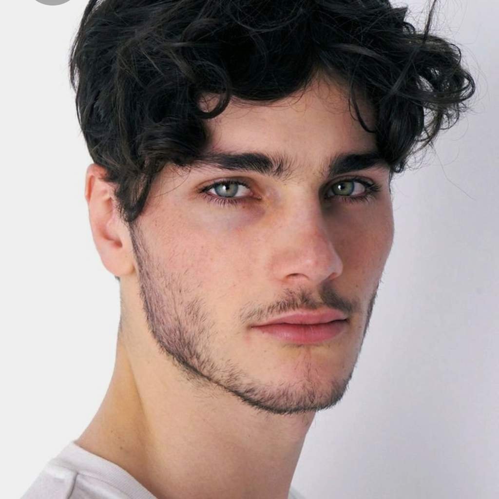 Rate Oscar Spendrup | Looksmax.org - Men's Self-Improvement & Aesthetics