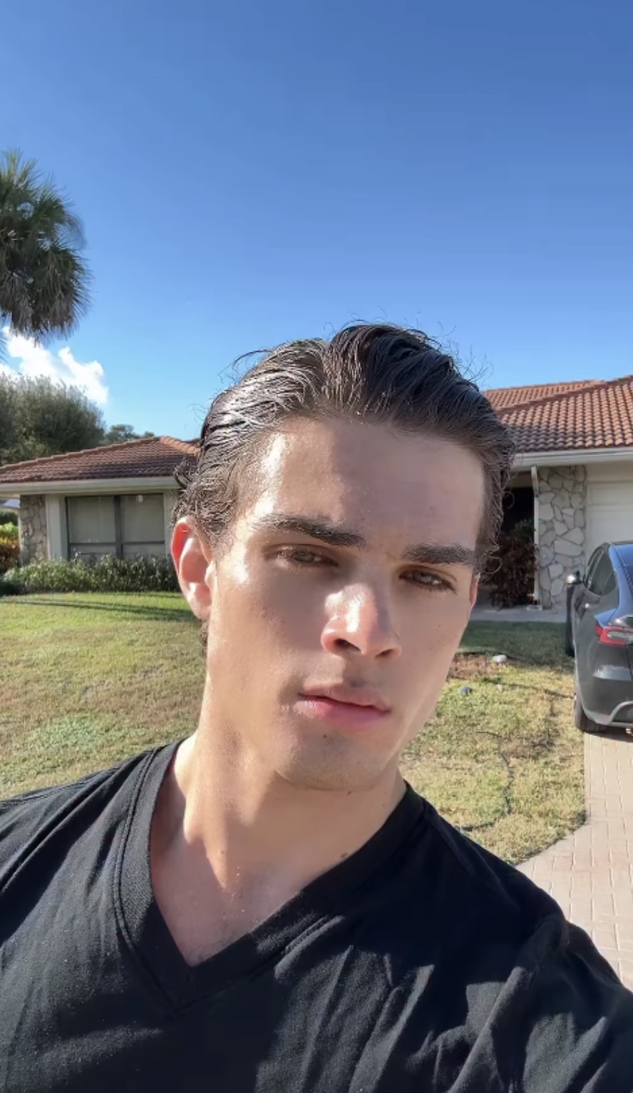 you think if clav lost his hair (drive by buzz cut by an opp) he would ...