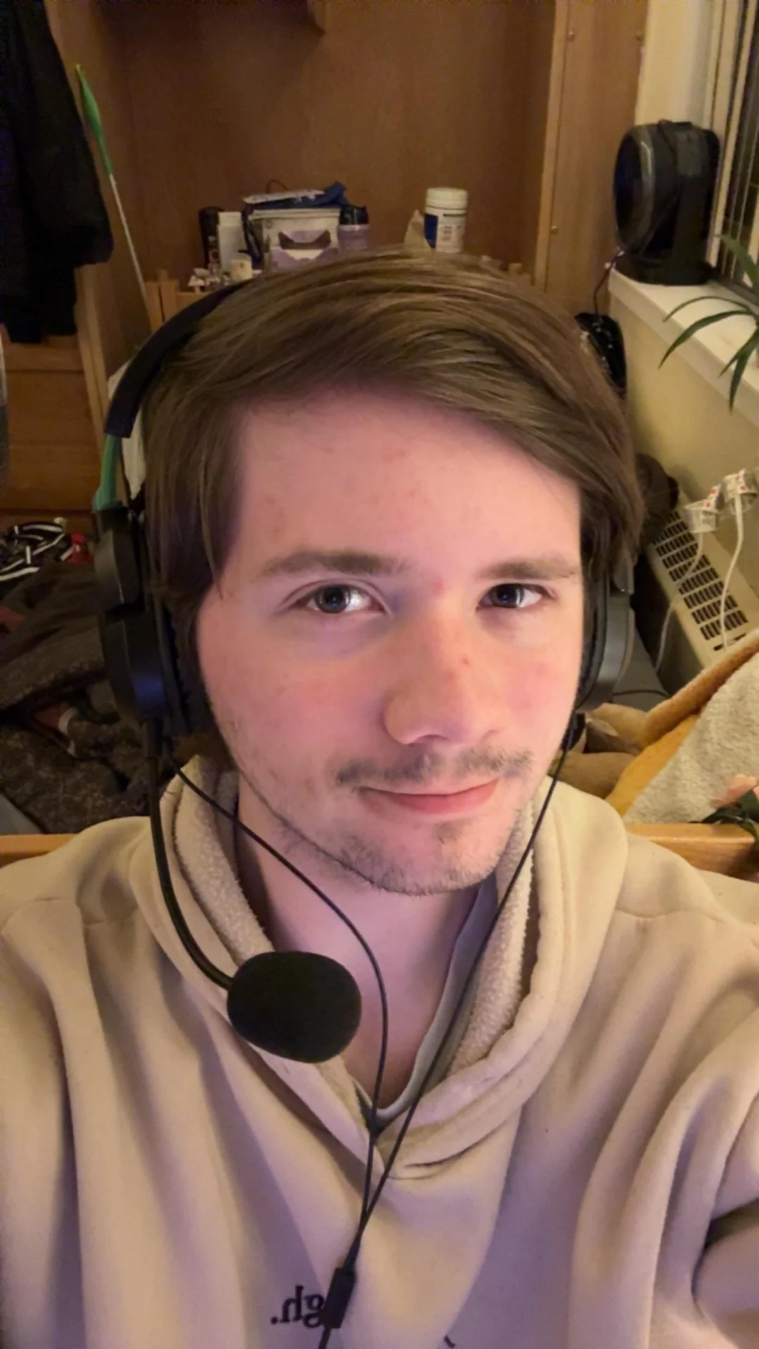 Just a little gay 19M. Am I HTN? | Looksmax.org - Men's Self ...